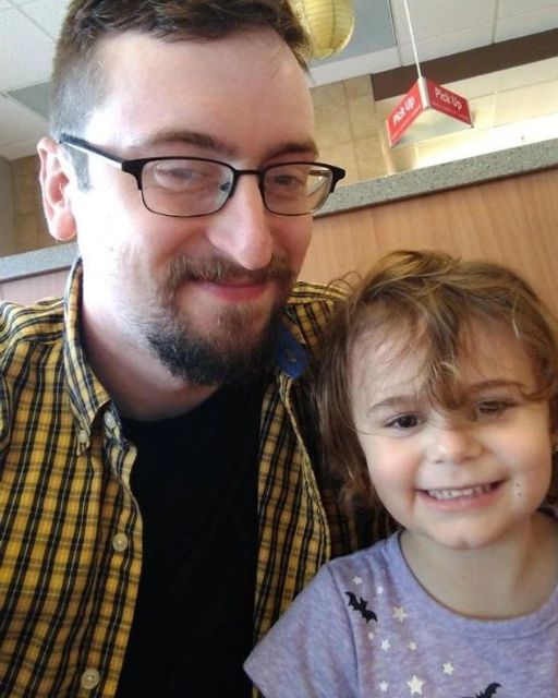 SINGLE DAD SHOWS WHAT IT’S REALLY LIKE TO RAISE A DAUGHTER ALONE—AND ...